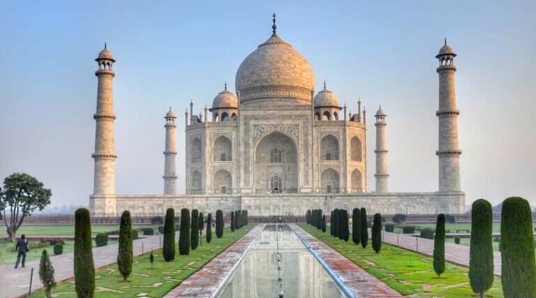 Amazing Human-Made Landmarks in the World - Sights 2 See