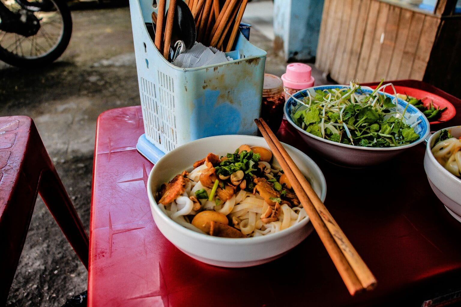 Must-Know Dining Customs Around the World